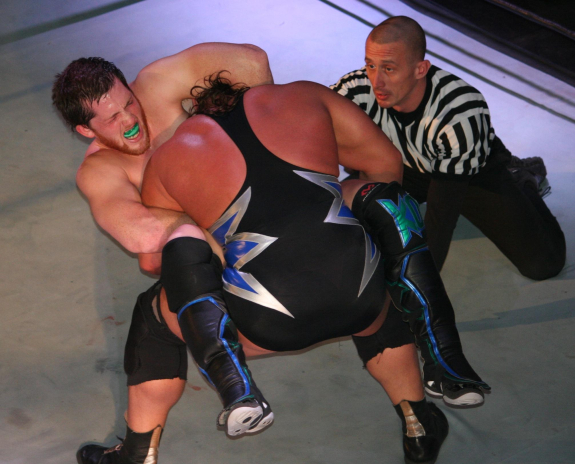 Are You Ready to Learn About Guillotine Wrestling in Minnesota? - Oli ...
