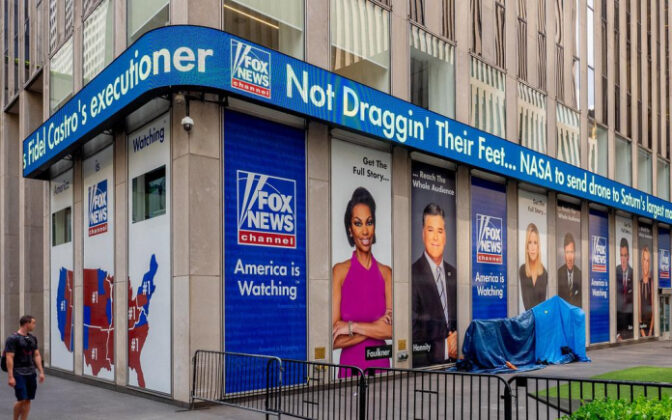 Get to know Rob Schmitt and Jillian Mele: The Dynamic Fox News Duo ...